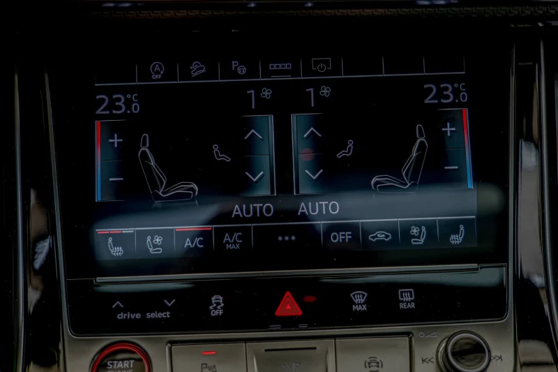 Audi RSQ8 Perf/Bang&Olufsen/Exclusiv/Dist/3D Камера/Пано в Автомобили и ...